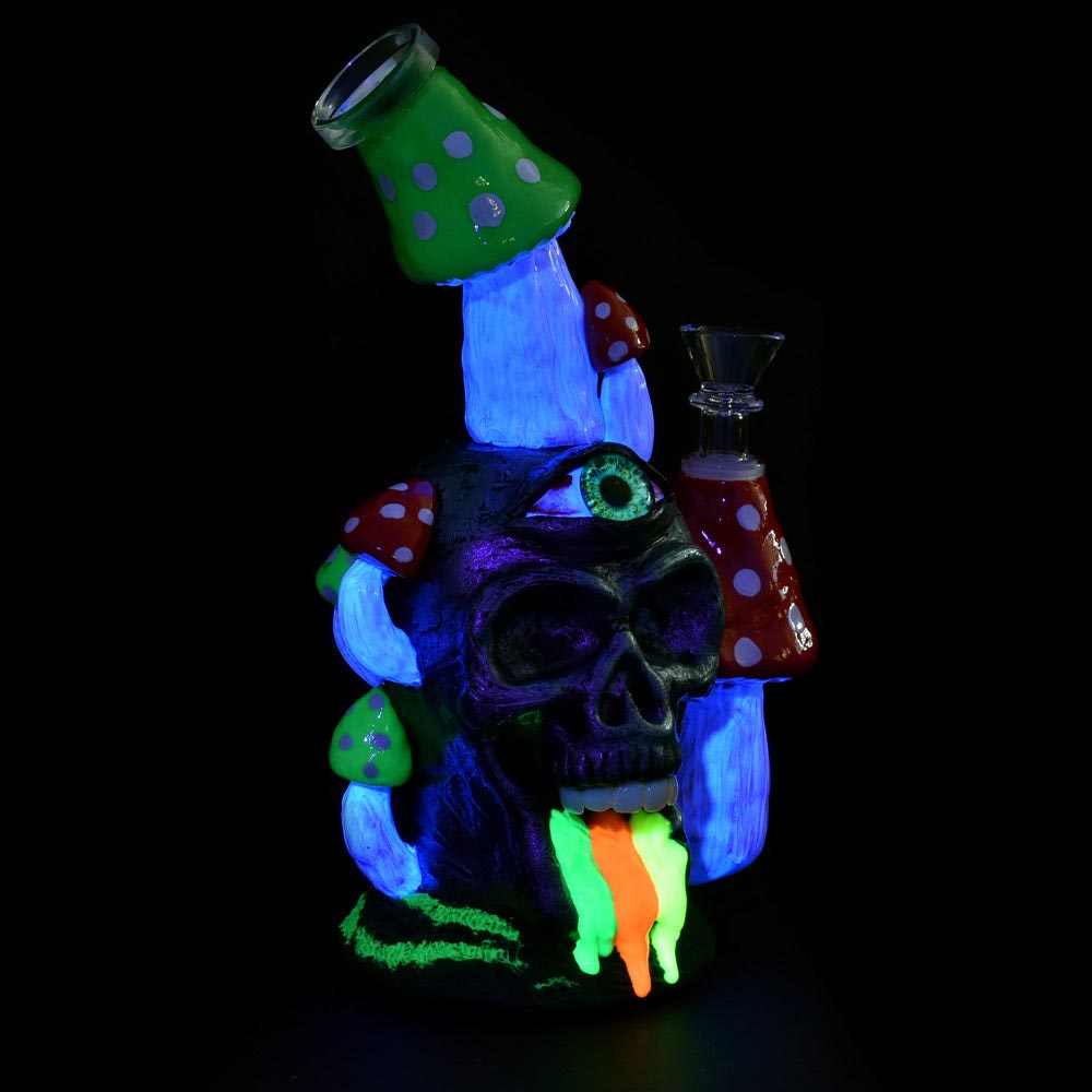 Puking Skull Water Pipes | PILOTDIARY